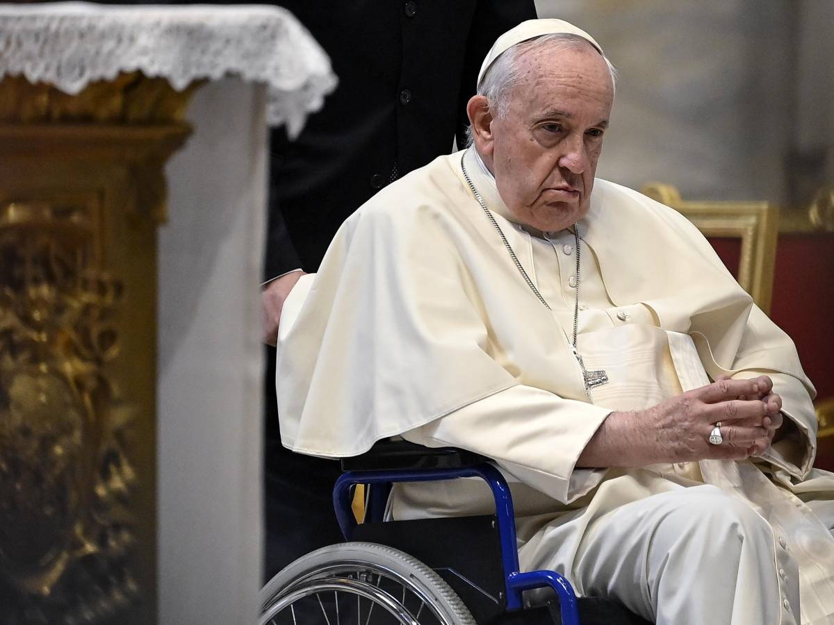 Bergoglio contre les amoureux de la masse latine: "Il y a un ...