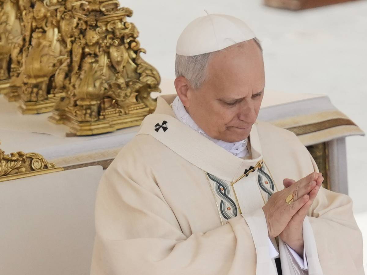 Le pape Prévost annule Bergoglio, qui chaos à Garlasco et en Iran: Par ...